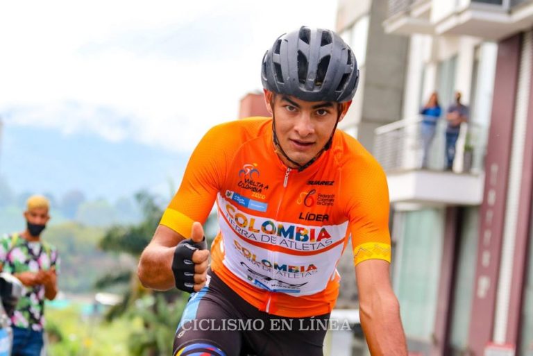 Oficial: El colombiano Diego Camargo, nuevo corredor del EF Pro Cycling ...